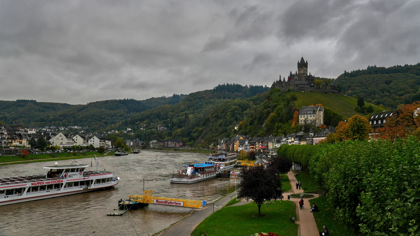 Zamek i miasto Cochem-W Dolinie Mozel - andrzejbur | PLFOTO